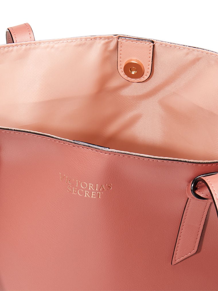 Cinch Tote image number null